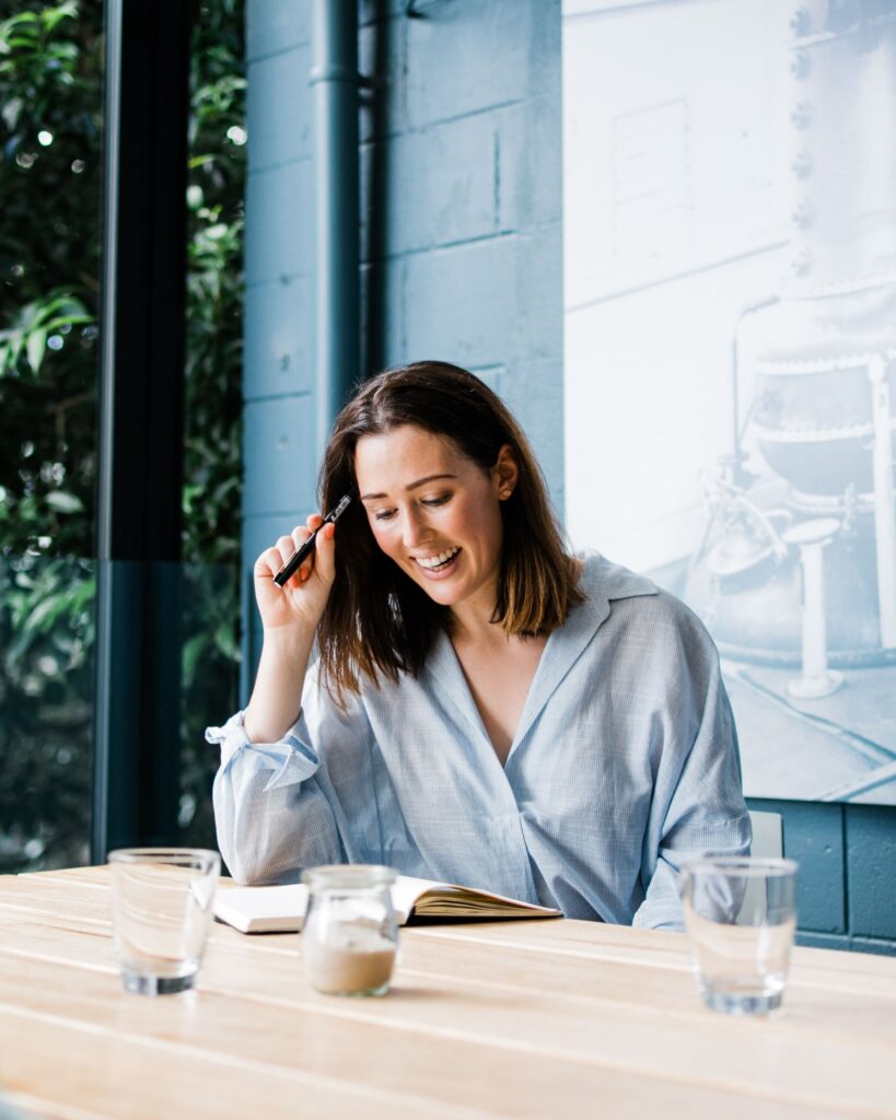 Keep buying courses you never finish? Try this approach instead | Steph Taylor - Digital Product ...